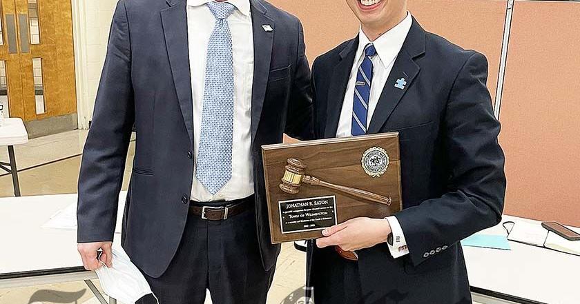 Selectmen, public recognize Jonathan Eaton | News | homenewshere.com