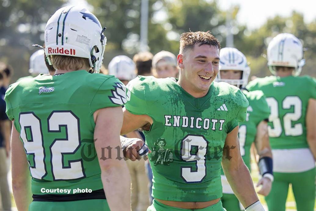 Endicott College football starts playoffs Nov. 29: Woburn’s Ferreira ...