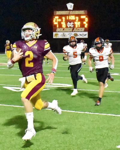 Mount Carmel's Sisson scores 4 touchdowns against Paris | Sports ...