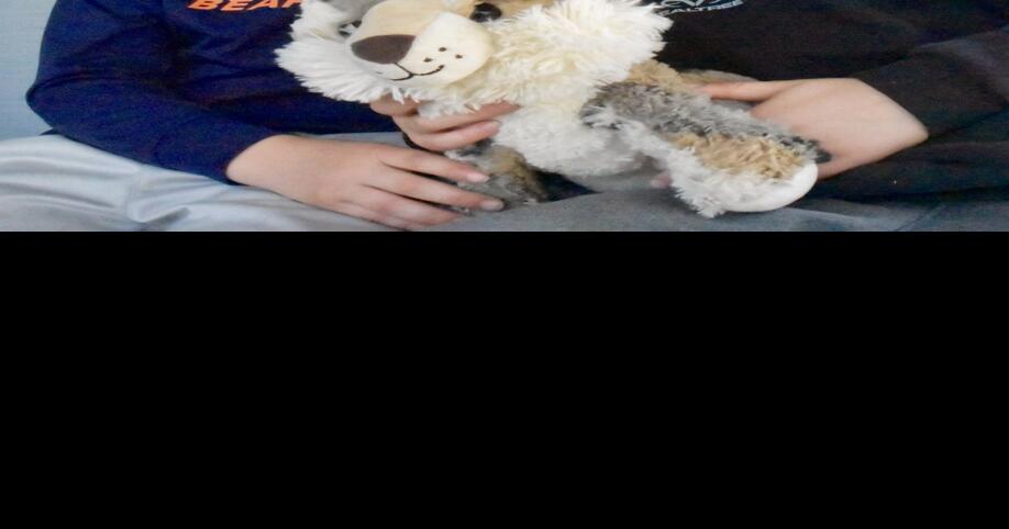 Flora Wolf fans for life | Sports | hometownregister.com