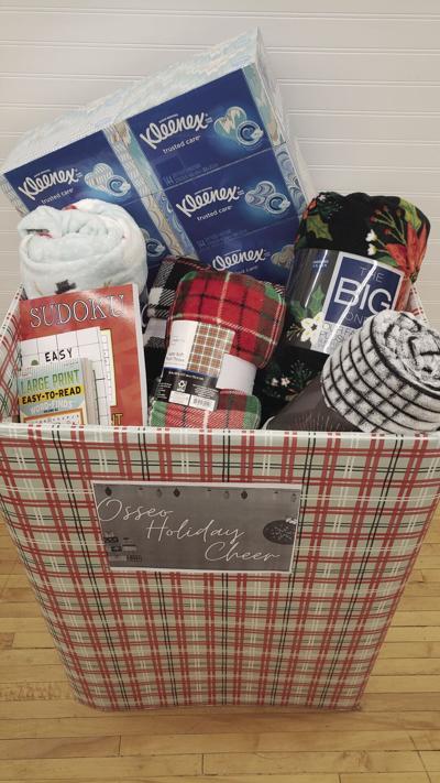 Spreading some ‘Osseo Holiday Cheer’ | Local News | hometownsource.com