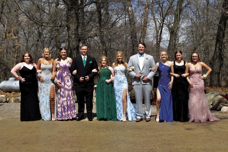North Branch Vikings enjoy Prom 2023 | Local News | hometownsource.com