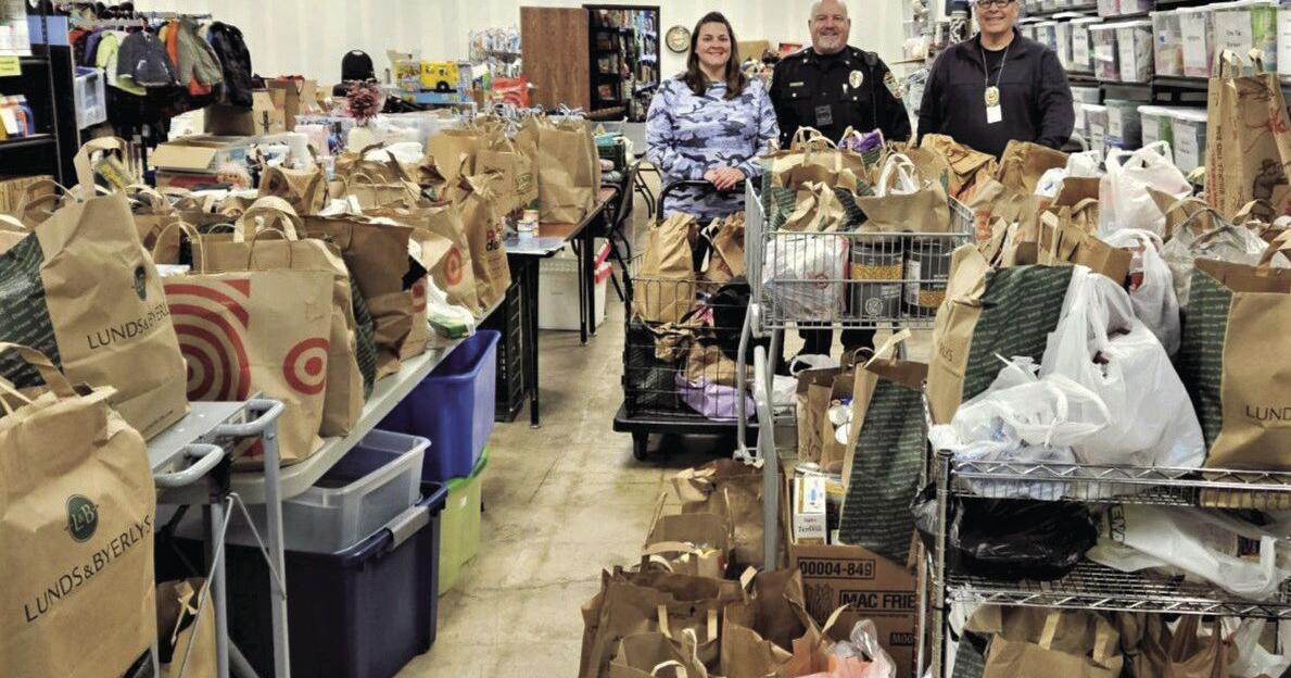 WHPS donates to WeCAN | Community | hometownsource.com