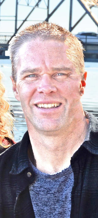 Derek S. Baker | Obituaries | hometownsource.com