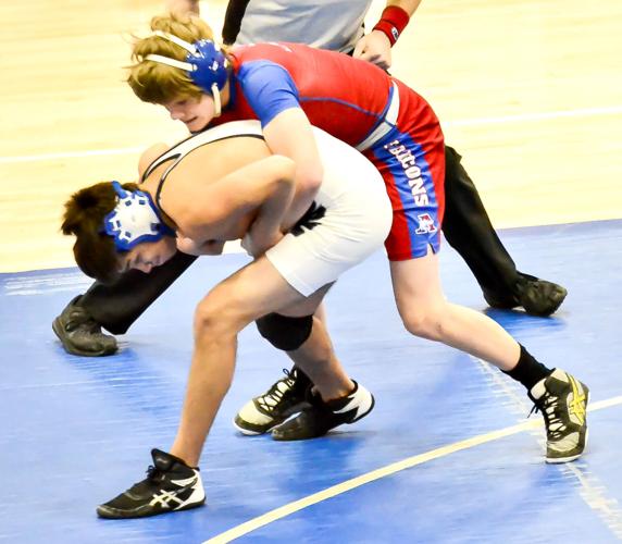 Robbinsdale Armstrong wrestling: Several returners on the mat | Sports ...