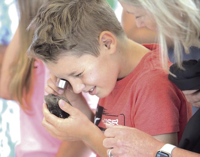 ‘Agate Man’ hosts gem of an event, sharing his passion and inspiring ...