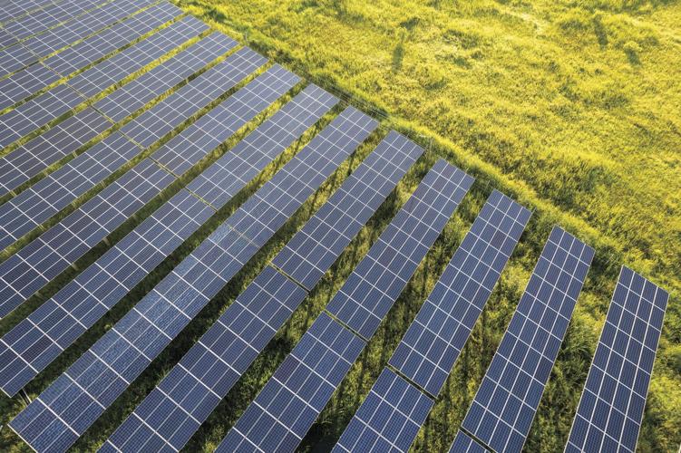 Nearly 4,000 sign petition against Xcel solar farm | Business ...