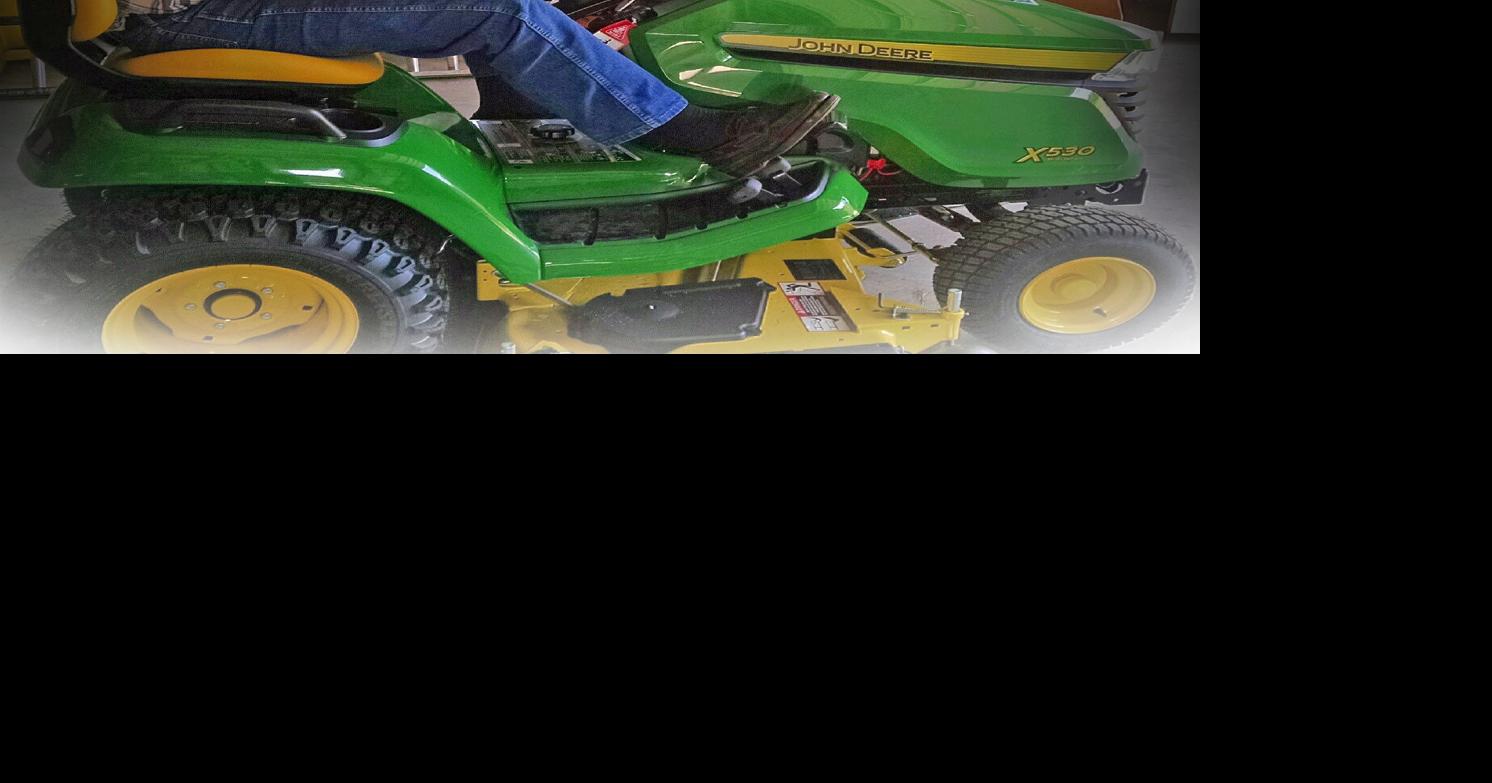 Charles M. Wolf | Obituaries | hometownsource.com