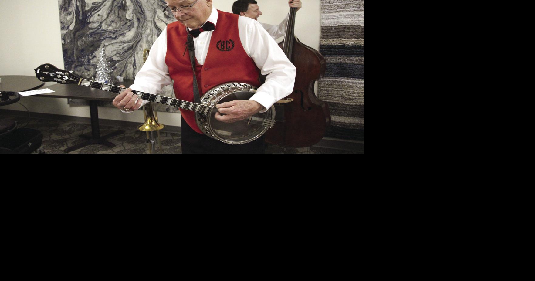 After more than 5 decades of banjo playing, a retirement, of sorts for ...