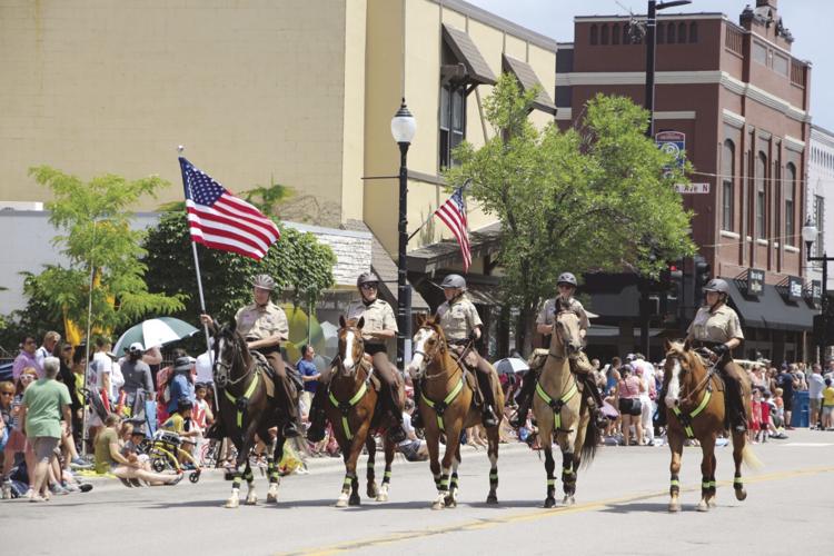 The Raspberry Festival Grande Parade entertains for hours | Hopkins ...