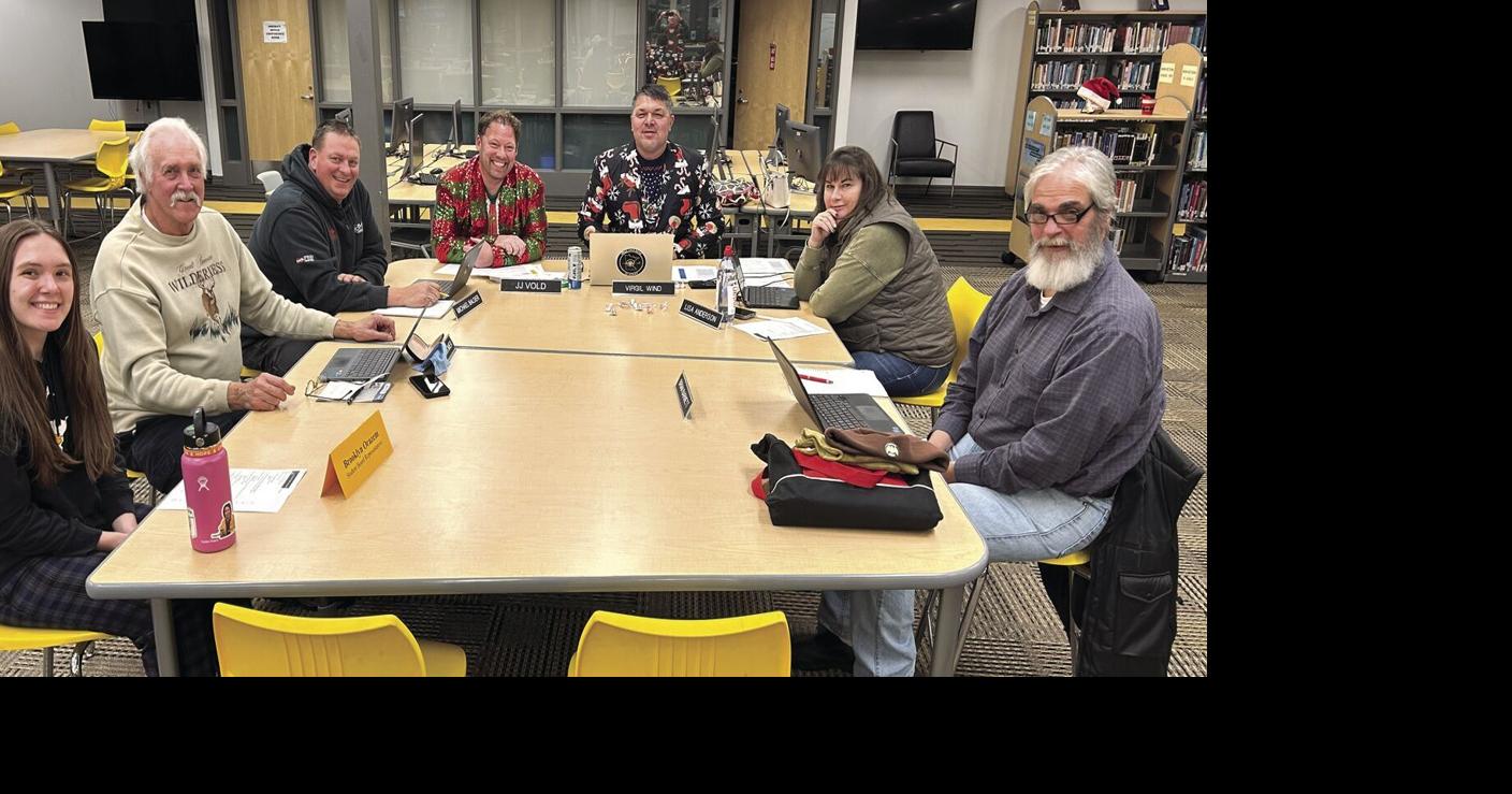 Onamia School Board wraps up 2024 | APG State News | hometownsource.com