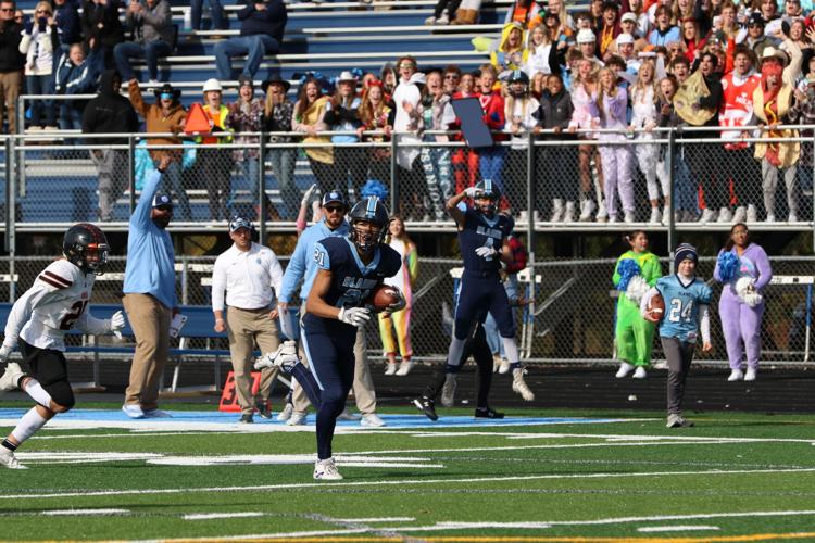 Life football: Clutch win secures first-round bye for Blaine, Fridley ...