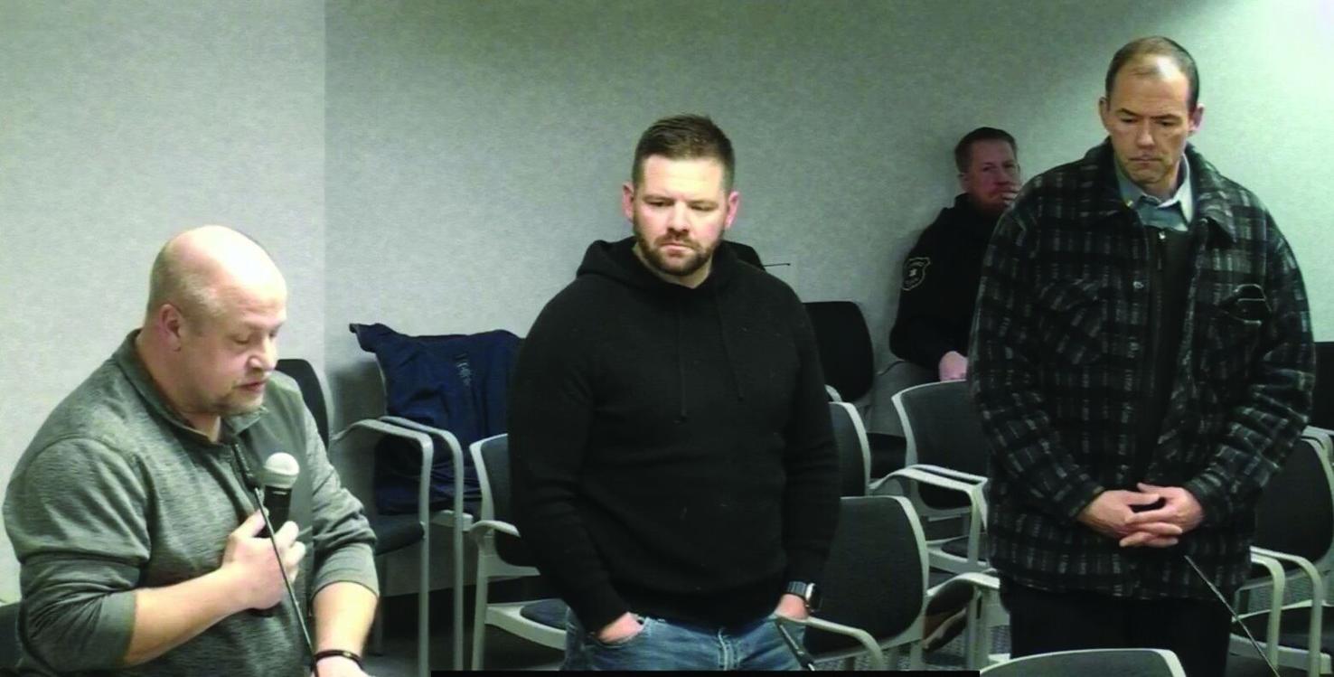 Osseo recognizes 2 former part-time officers | Local News ...