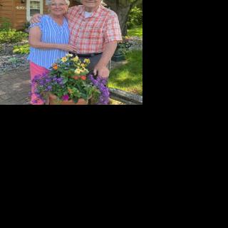 Chuck and Judy Sutherland | Anniversaries | hometownsource.com