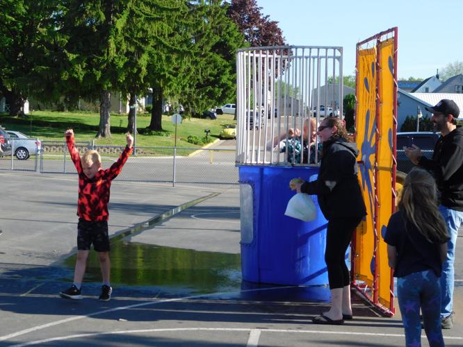 Students read and earn reward to dunk the Caledonia Elementary ...