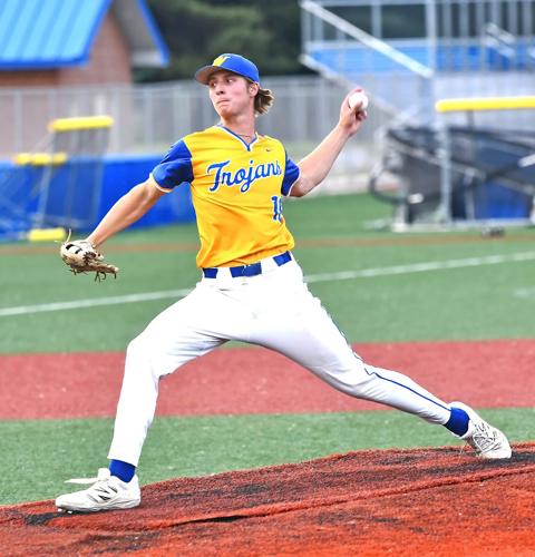 Dramatic drive falls short for Wayzata baseball | Sports ...