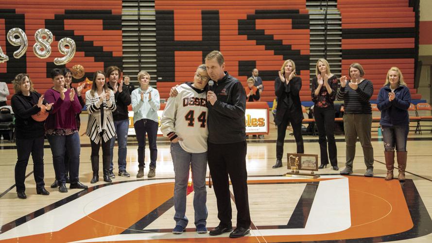 Osseo High honors 1989 girls’ state basketball champs | Sports ...