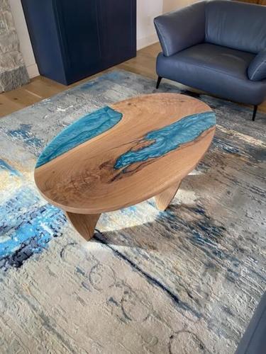 Father and son blend epoxy and woodworking at Brooklyn Park shop ...