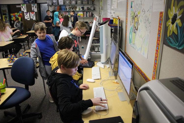 Telling their own stories: Fifth-grade Rosemount students create ...