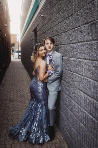 Cambridge-Isanti students celebrate Prom 2023 | Local News ...