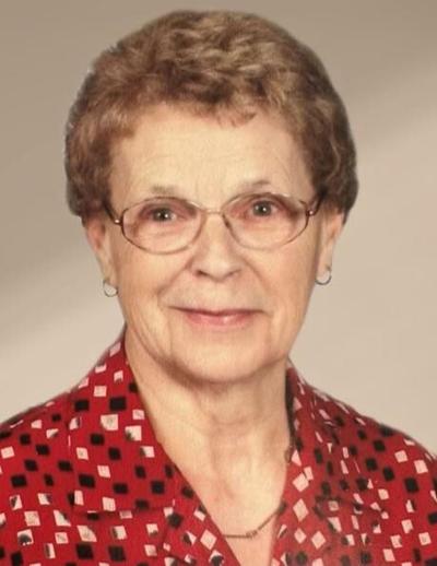 Aurea (Eischens) Zweber | Obituaries | hometownsource.com