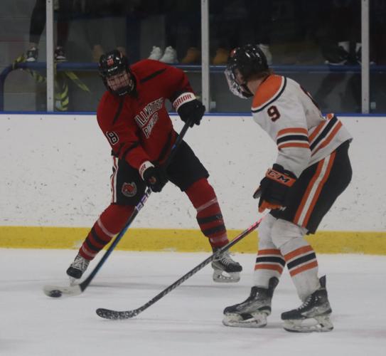 Boys hockey: Fast start carries Bears past Stillwater | Sports ...