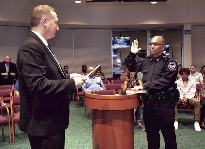 PHOTOS: Deputy Police Chief Brian Hubbard takes oath | | hometownsource.com
