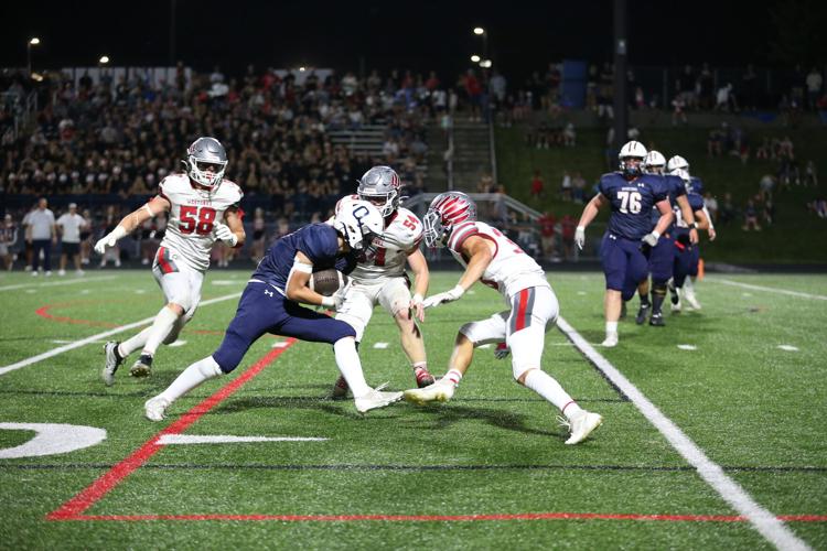 White Hawks routed by Spartans on gridiron | Sports | hometownsource.com