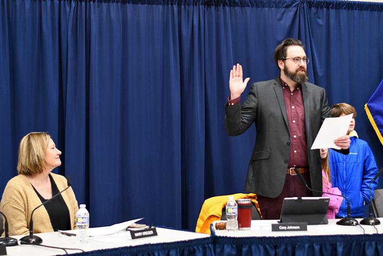 District 196 School Board members take oath, elect officers for 2024 ...