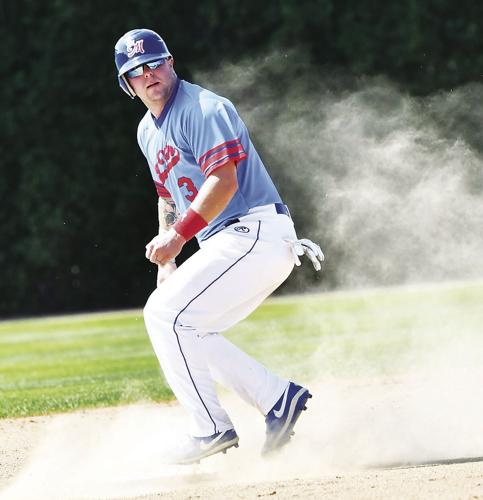 Hughes, Davis rise to lead Monarchs in town team win | Sports | hometownsource.com