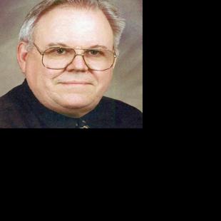 Robert H. Reineck | Announcements | hometownsource.com