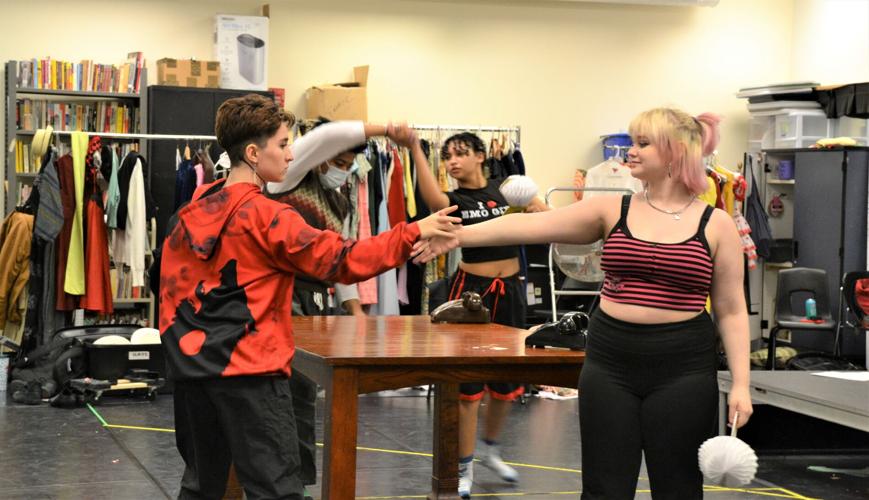 Maple Grove resident in Perpich Arts High School's ‘The Bloody Chamber ...