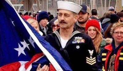 Navy veteran Ray Stumpf raises flag for Twins | Local News ...
