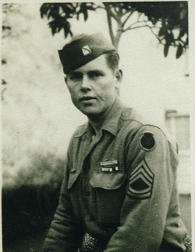 An evening with a 100-year-old WWII veteran (and friends) at the ...