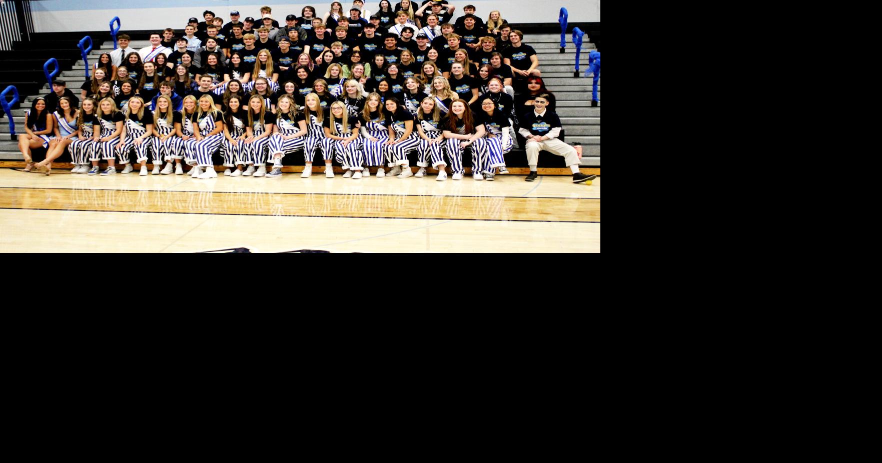 ZHS crowns homecoming royalty | Elk River Star News | hometownsource.com