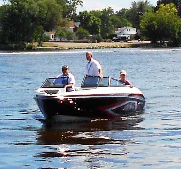 Larson Boats showcases new models during centennial dealer events ...