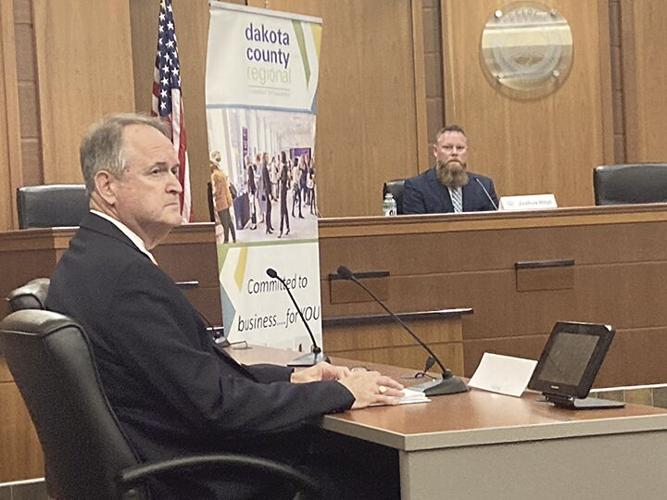 Farmington mayoral forum candidates debate issues, data center | Dakota ...