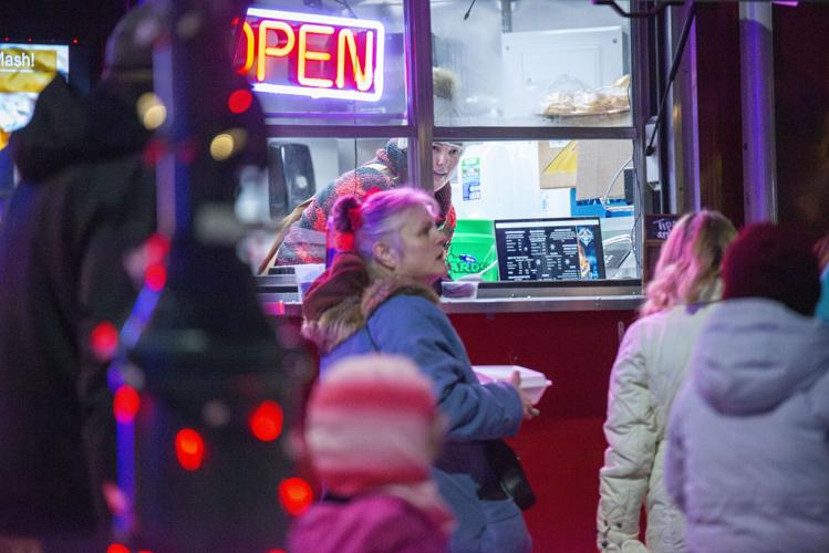 A hometown holiday to remember | Forest Lake Times | hometownsource.com