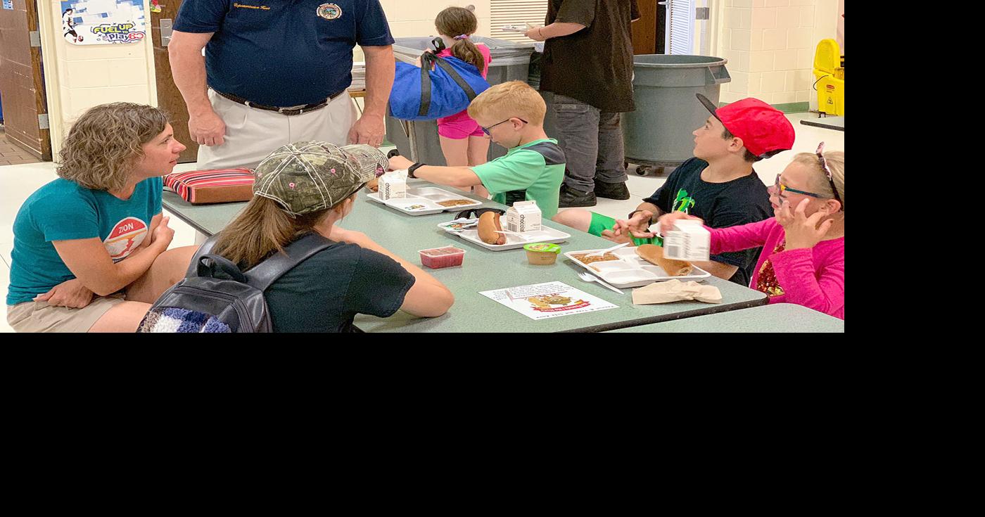 Rep. John Huot visits Cedar Park Elementary | Free | hometownsource.com