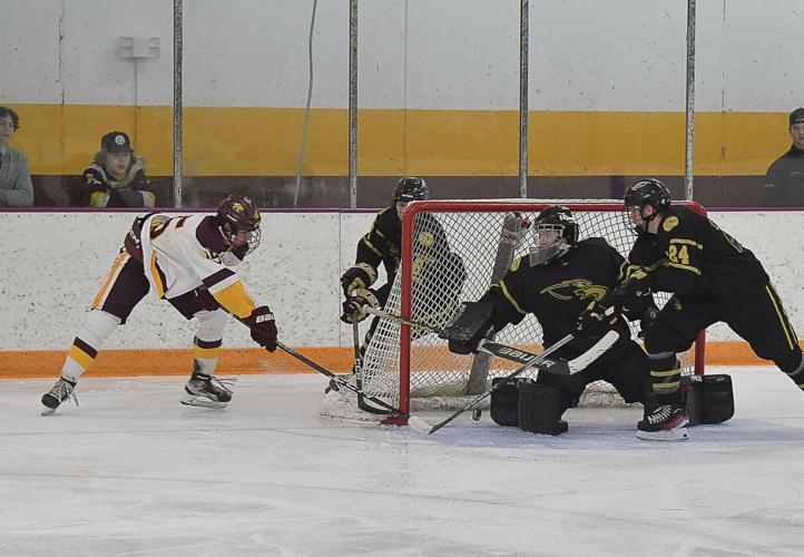 Boys hockey wins third straight, moving to 8-12-1 on the season ...