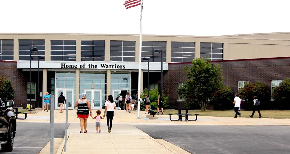 MSHS and elementary students welcomed to the first day of school ...