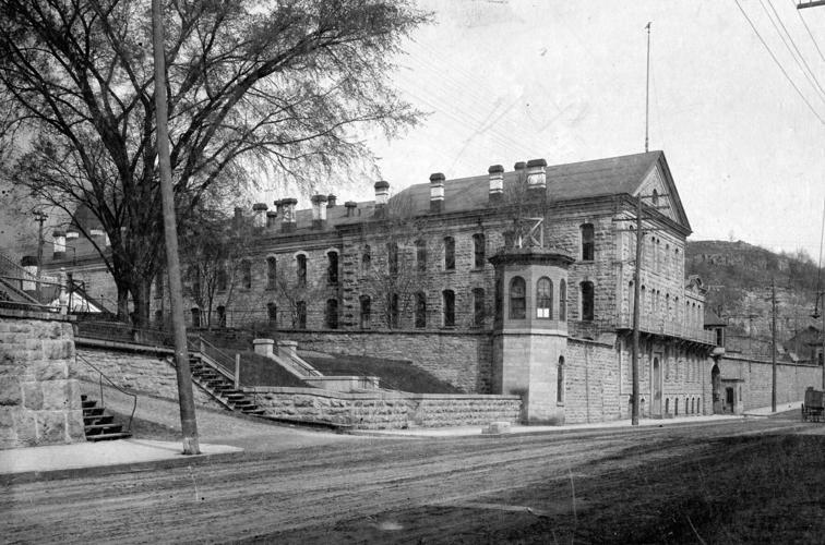 Early Stillwater family physician | Local News | hometownsource.com