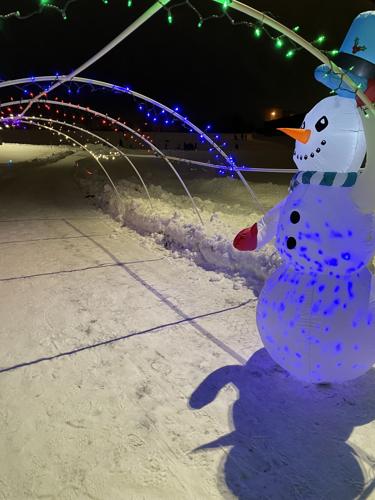 New lights brighten Eagan Frosty Festival | Dakota County ...