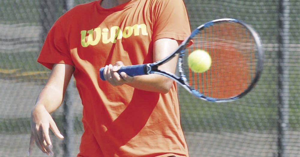 Lightning tennis team checks the first box | Sports | hometownsource.com