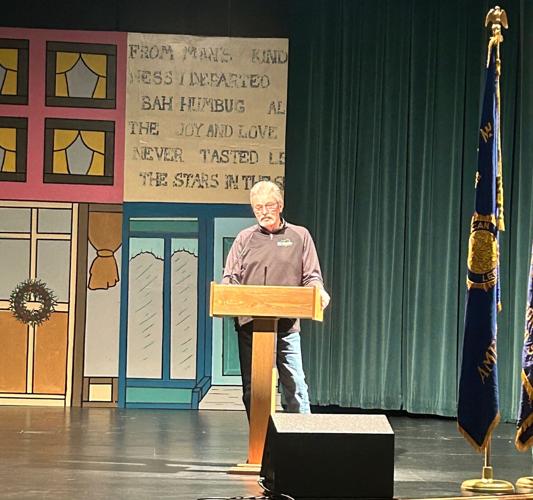 Caledonia school programs honor veterans | Local News | hometownsource.com