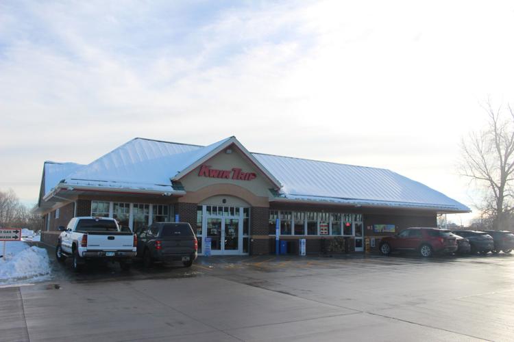 Kwik Trip opens doors in Maple Plain | Community | hometownsource.com