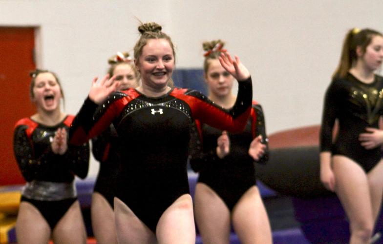 Elks win eighth straight meet on senior night | Elk River ...