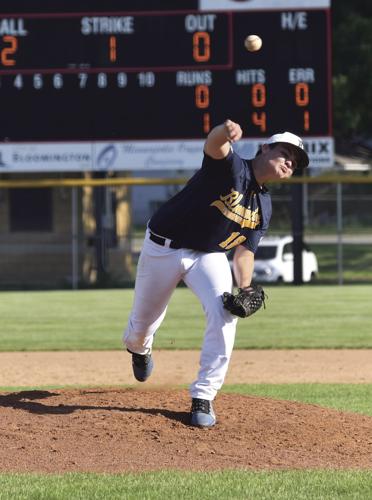 Nine-run outburst helps Blue get on track | Bloomington ...