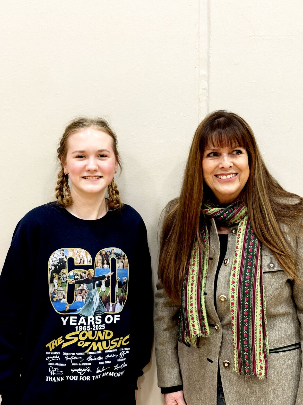 Cast of 'The Sound of Music' meets actress Debbie Turner | Elk River ...