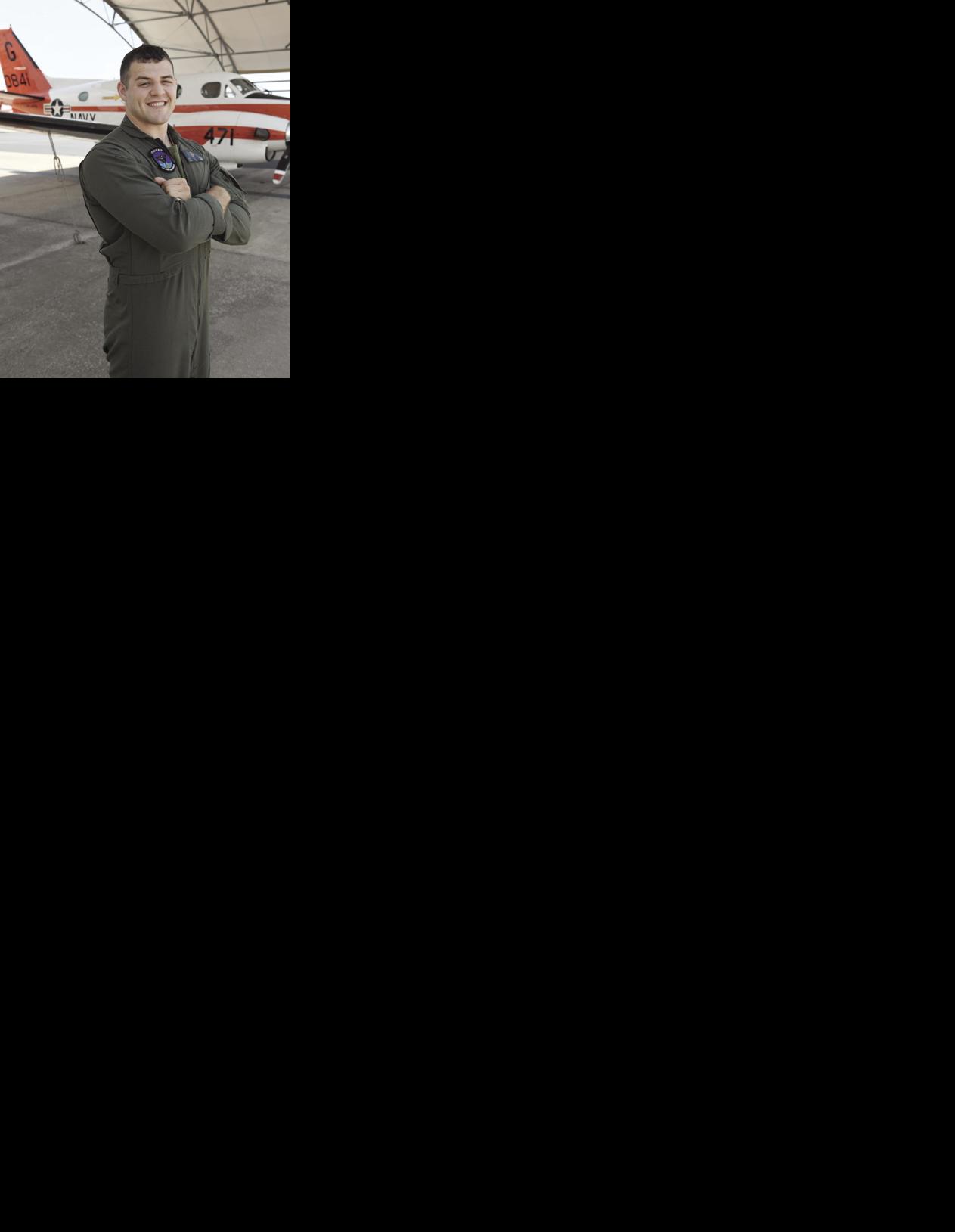 Rogers native serves alongside next generation of Naval Aviation ...